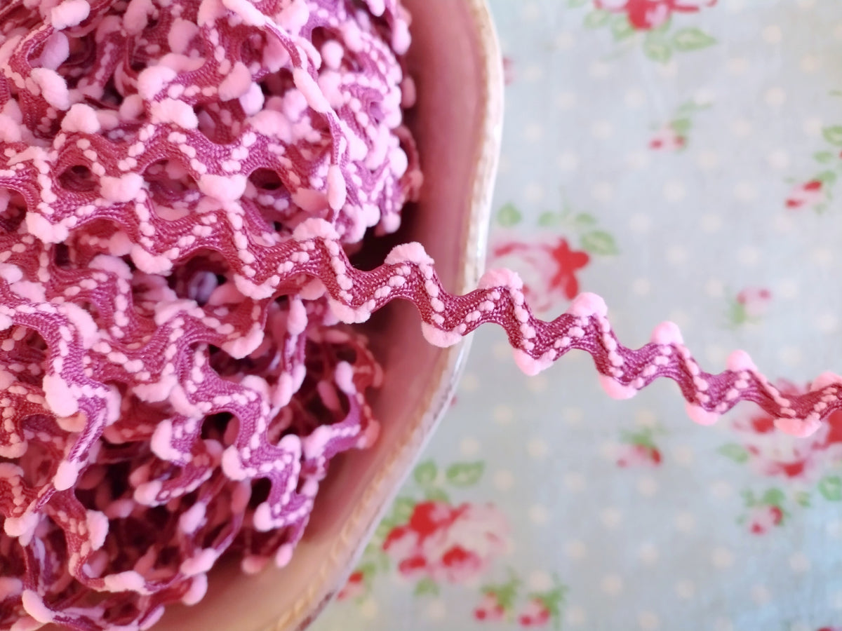 Pom Pom Ric Rac - Hot Pink & Fuchsia - Trim - 5/8 inch - 1 Yard – Sugar ...